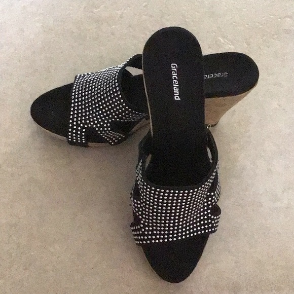 Graceland | Shoes | Graceland Black Studded Platform Mules | Poshmark